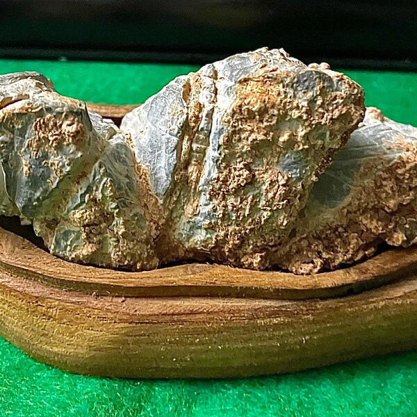 China Natural Stone Mountain Stones Bonsai Suiseki Lingbi Stone Stone ...