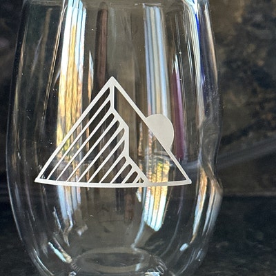 Quinceanera Crown or Tiara Display Box Beautiful Sturdy Acrylic Box ...