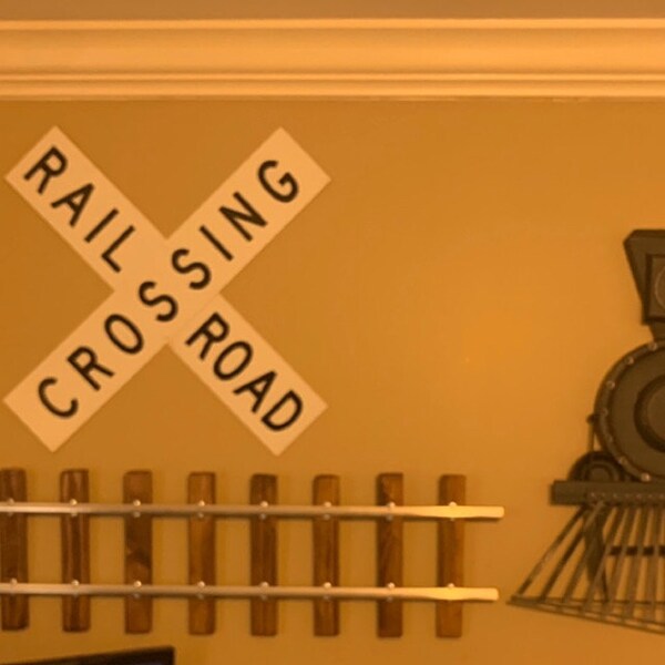 Train Decor Wall Border Art 4 Ft - Straight Train Track Wall Decor for ...