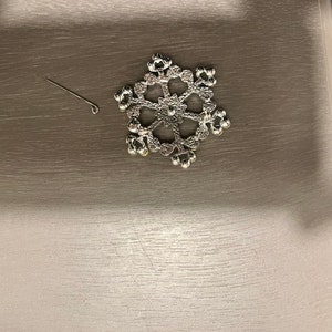 Rhinestone Prong-set Christmas Snowflake Brooch Pin and - Etsy
