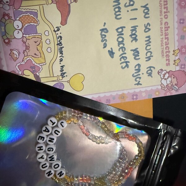 TXT Beaded Bracelets: Rainbow Accent Bead Bracelet - Etsy