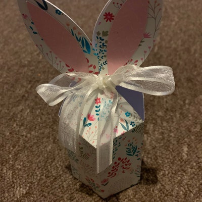 Easter Bunny Gift Box Gift Bag SVG. Downloadable Design for Cricut ...