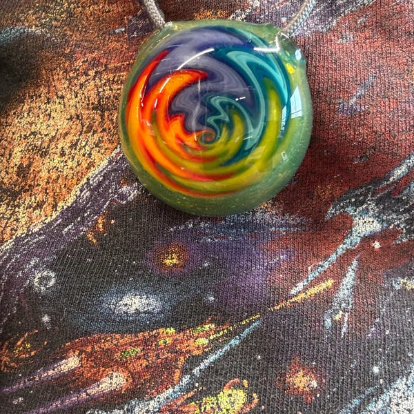 Borosilicate Glass Marble With Dichroic Spiral and Blue UV Reactive ...