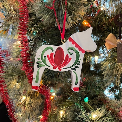 Norwegian Adirondack Rosemaled Moose Pin or Magnet - Etsy