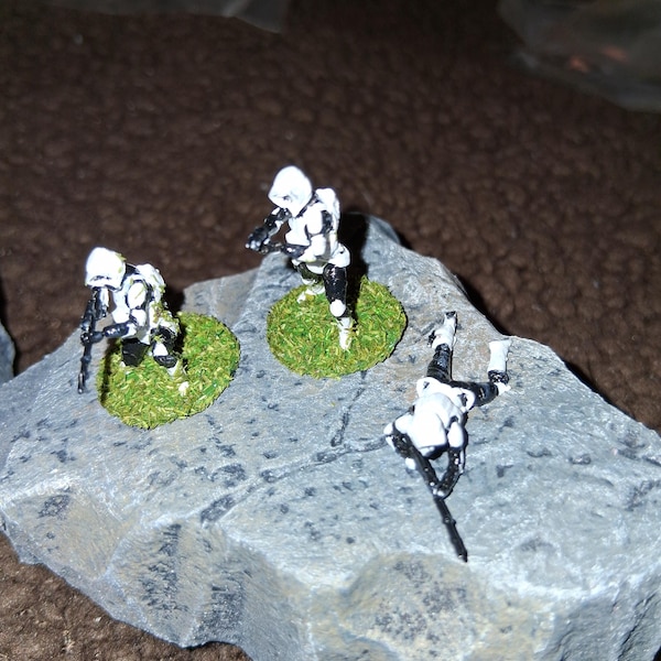 Hand Painted Skeleton Miniature for Dungeons and Dragons/pathfinders ...