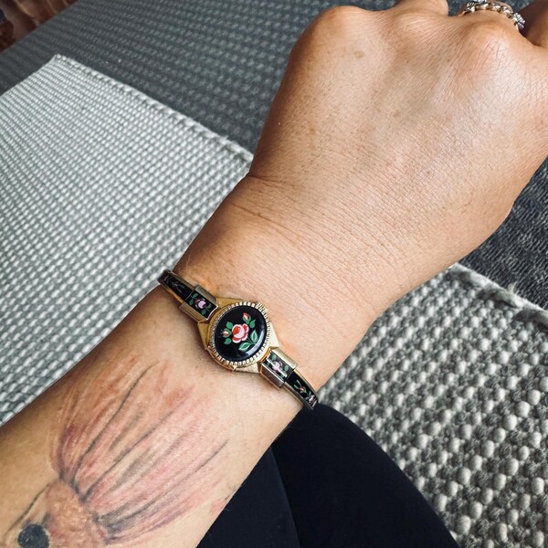 Vintage ITRACO Pocket Watch With Floral Design, Quartz Watch, Swiss ...