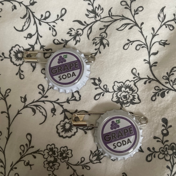 NOVELTY MEDALS Honour Badge Costume Fun AWARD Merit Reward Trophy ...