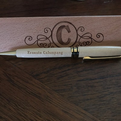 Personalized Wood Desktop Pen Set Engraved and Monogrammed - Etsy