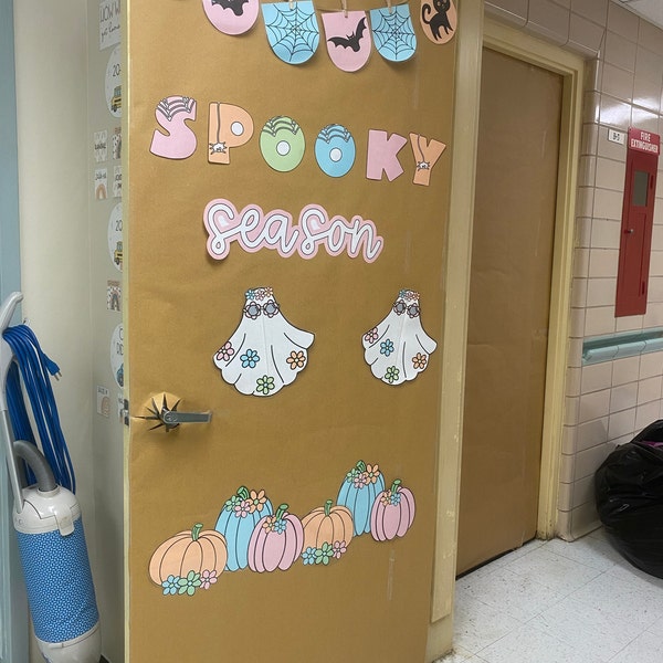 Halloween Bulletin Board Kit | Classroom Decor | Retro - Etsy