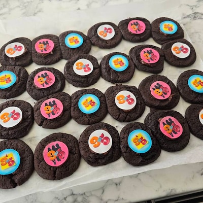 Cupcake Toppers Personalised Edible Icing Discs 2 50mm, 1.5 38mm Pre ...