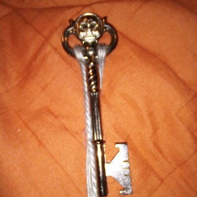 Locke & Key Ghost Key - Etsy