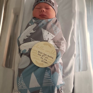 Baby Birth Announcement Wood Discs Milestone Card Hello World Sign ...