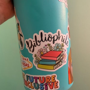 Bibliophile Book Stack Vinyl Sticker Bookish Vinyl Decal - Etsy
