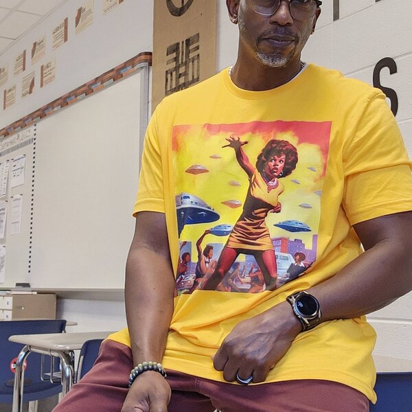 Alien Invasion Shirt Afro Woman UFO Sighting Extraterrestrial Art ...