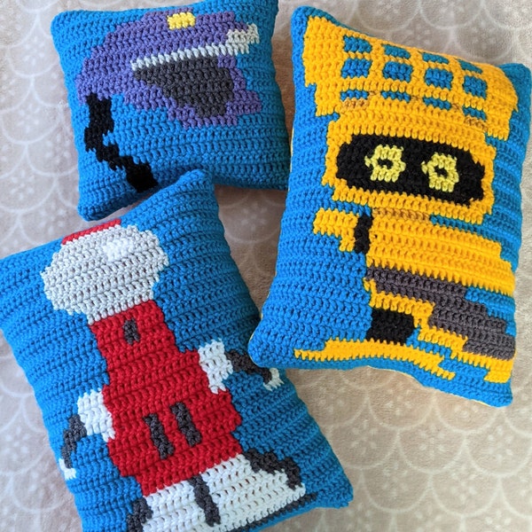 Handmade Tom Servo MST3K Crocheted Pillow (made to Order) - Etsy