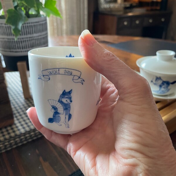 Wolf Tea Moss Exclusive Canister / Tea Collection - Biluochun Green Tea ...