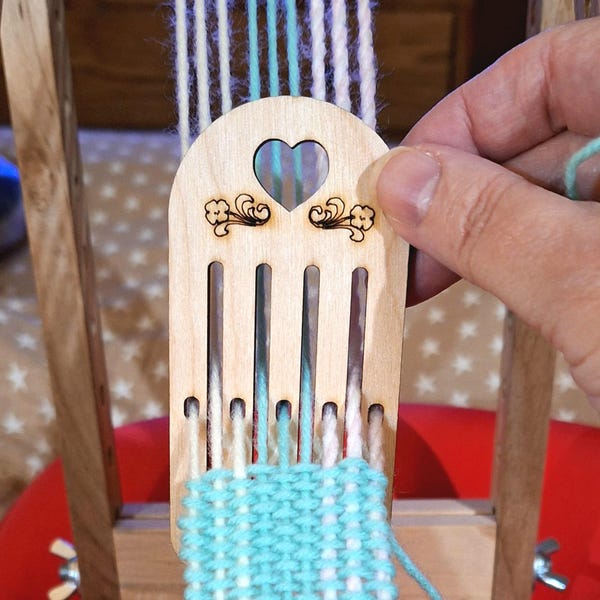 The Crafty Fox Basic Wooden Beading Loom, Compact Beading Tool, Small ...