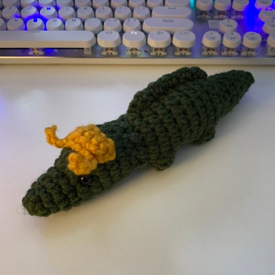 Frog Peeper Bandana Crochet Pattern Digital Download - Etsy