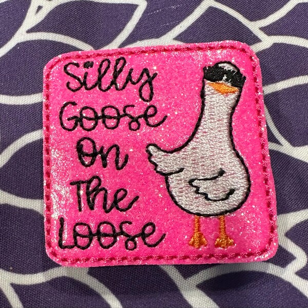 Silly Goose Collar Embellishment - Etsy Israel