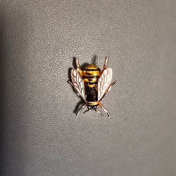 Vintage Jewelry Beautifully Detailed Realistic Enamel Bee Pin Brooch - Etsy