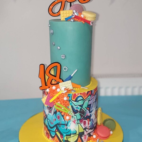 Graffiti Topper / Cake Topper / Skateboard Topper/ Skateboard Cake - Etsy