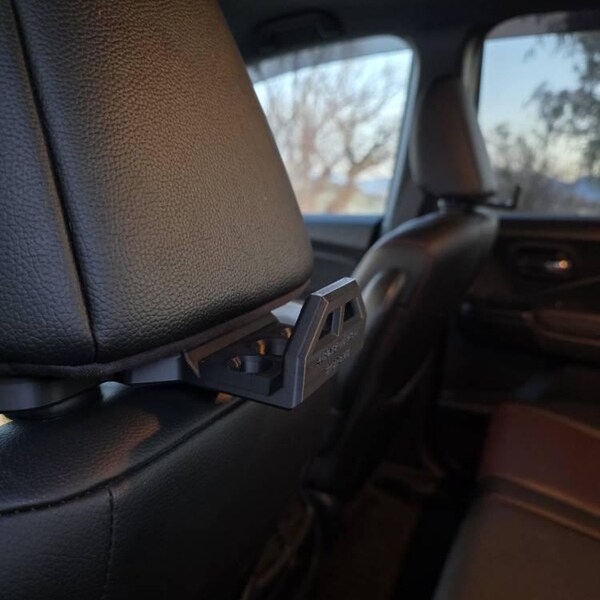 Universal Headrest Hanger Bracket for All Vehicles - Tactical Gear ...