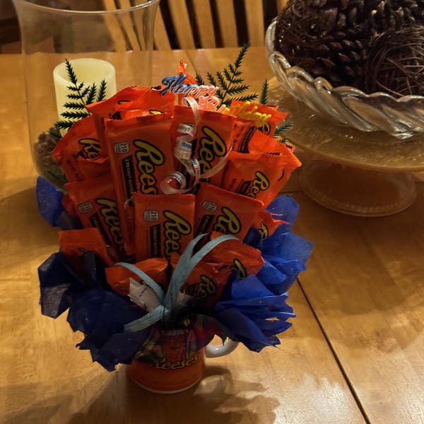 Reese's Peanut Butter Cups Happy Valentine's Candy Bouquet Peanut ...