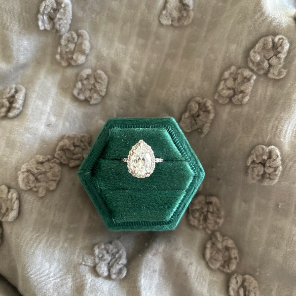 Dark Emerald Green Velvet Wedding Ring Box, Hunter Green Velvet Ring ...