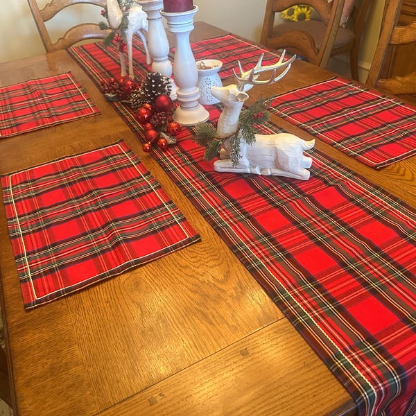 Royal Stewart Tree Skirt With Navy Trim, Red Plaid Tartan Tree Skirt ...