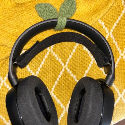 Crochet Sprout Leaf Headphones Accessory / Bookmark Plant - Etsy