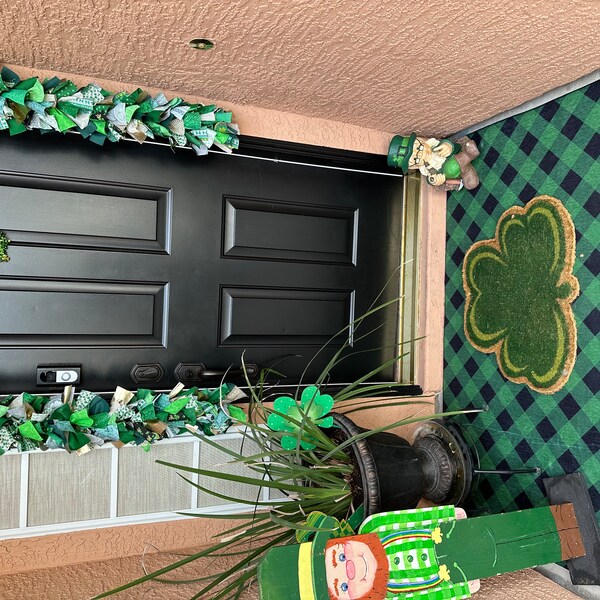 Vintage Christmas Chunky Plaid Porch Indoor/outdoor Rug | Winter Front ...