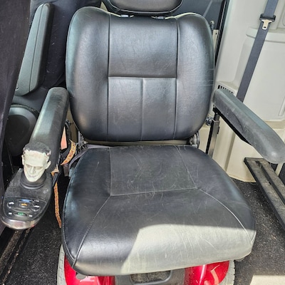 Revolver Pistol Grip Beer Tap Handle Sports Bar Kegerator Breweriana ...