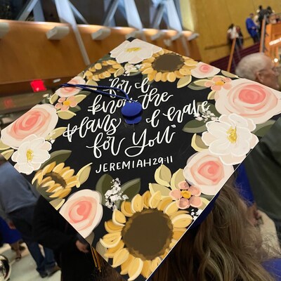 Customizable Floral Grad Cap Decoration Self-adhesive Sunflower Florals ...