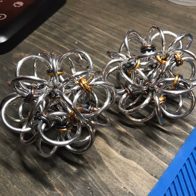Chainmaille Kit: Japanese Ball Ornament dodecahedron Makes - Etsy