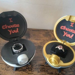 Shiny Umball Prop Switch Game Case Holder Spring Loaded 3D Print - Etsy