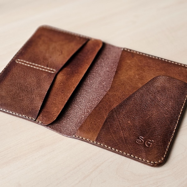 Prestige in Every Stitch: Ragna Genuine Leather Wallet – Elevate Your ...