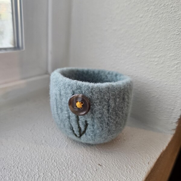 Felted Wool Planter With Waterproof Lining - Tweed Brown and Red ...