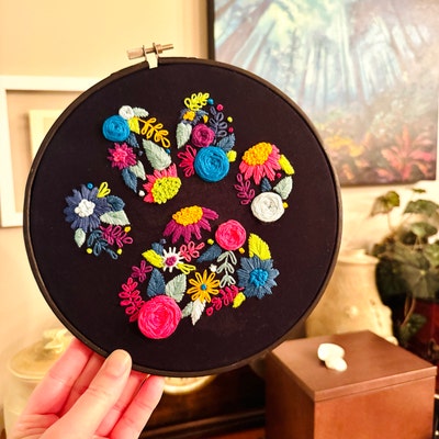 PDF Pattern Furry Friend Florals, Floral Paw Print Embroidery Pattern ...