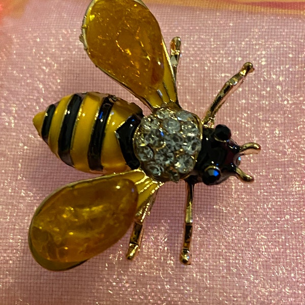 Amber Bee Brooch: Baltic Amber Gemstone Jewelry Pin, Handmade ...