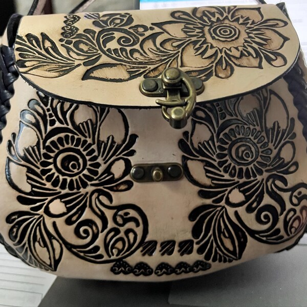 Hand-tooled Embossed Mexican Leather Purse and Wallet Set, Sunflower ...