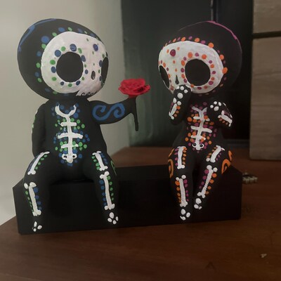 Sugar Skull Skeleton With Balloon Day of the Dead Sculpture Figurine ...