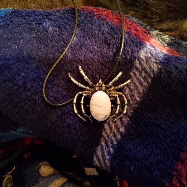 Gemstone Spider Pendant, Crystal Spider Breastpin, Spider Pendant ...
