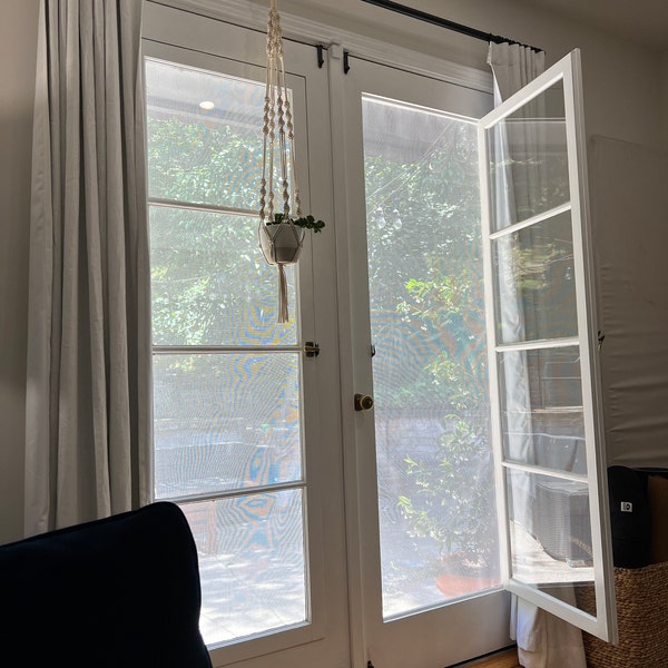 Small Custom Flat Cats Window Screens - Mesh Window Protection for Cats ...