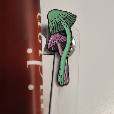 Enamel Pin Golden Tooth Pin Dental Lapel Pin Dentist Gift Dental ...