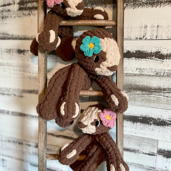 SYDNEY SLOTH / Full Video Tutorial / Finger Knit Sloth Snuggler ...