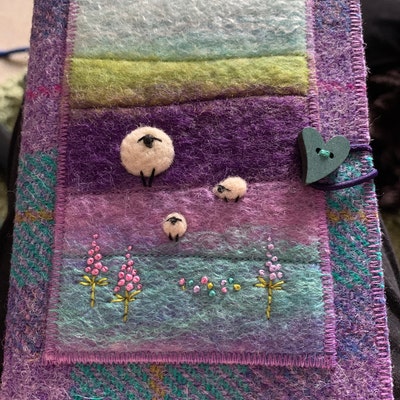 Sheep and Lamb Tin, Small Round Storage Box With Scottish Cottage Scene ...