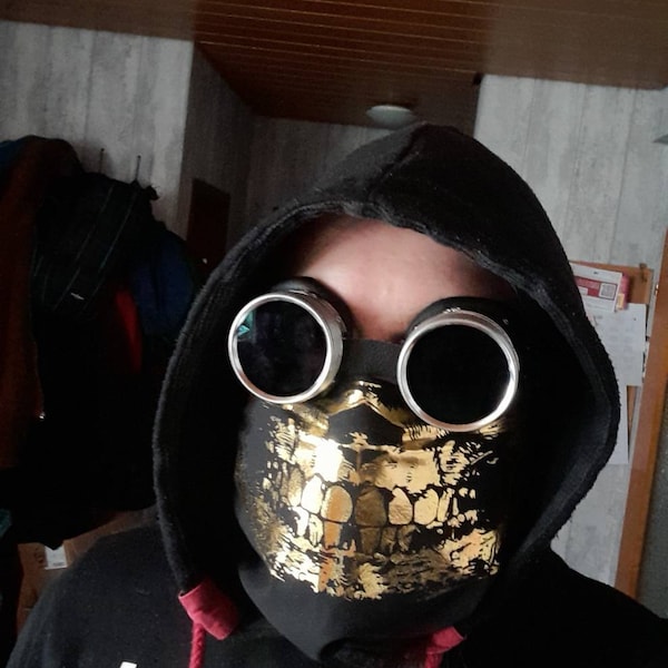 Hell Raiser Red and Black Skull Paisley Face Mask Bandana Cholo - Etsy