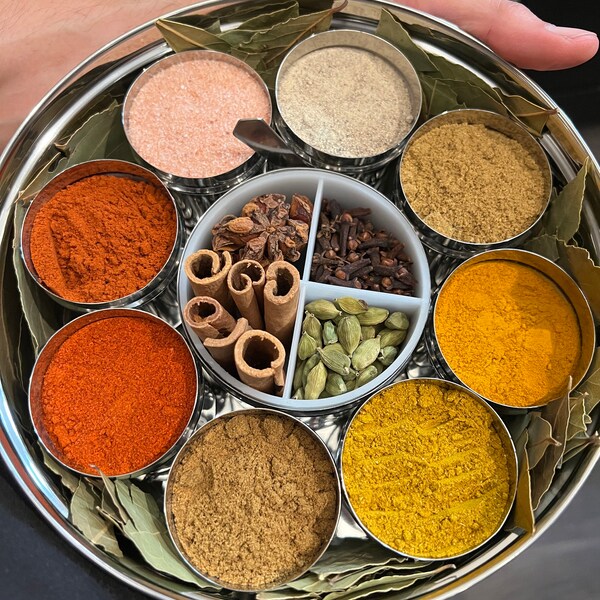 Stainless Steel Indian Spice Box, Steel Masala Dabba 12 Spices, Lid ...