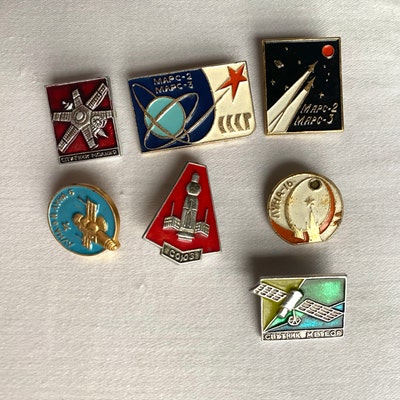 DDR Badges, Mystery Set of East German Pins, Original Vintage Pins, 10 ...
