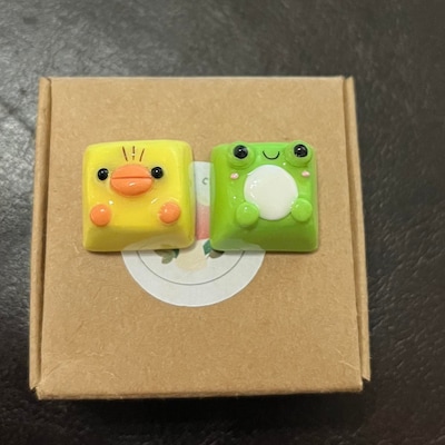 1 MYSTERY KEYCAPS Artisan Keycaps Cute Keycaps - Etsy